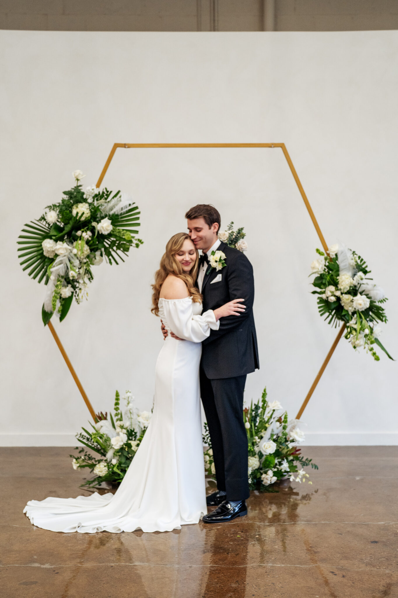 The Lincoln on Geer | Durham Wedding Venue - megannicolephoto.com