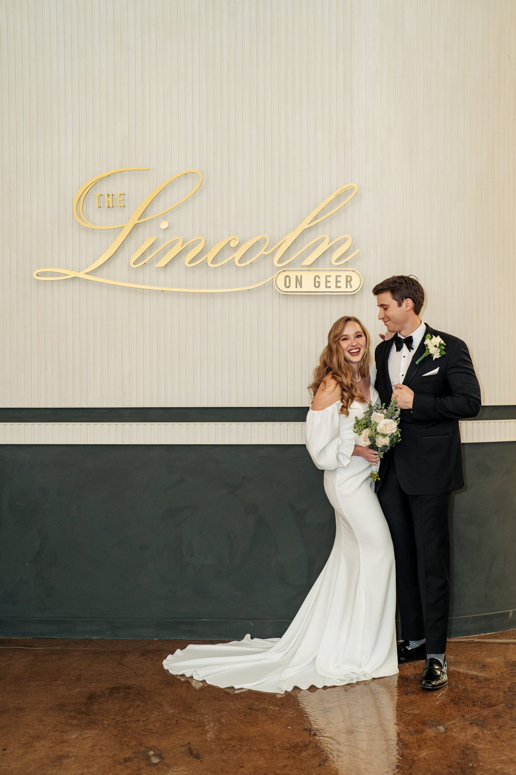 The Lincoln on Geer | Durham Wedding Venue - megannicolephoto.com