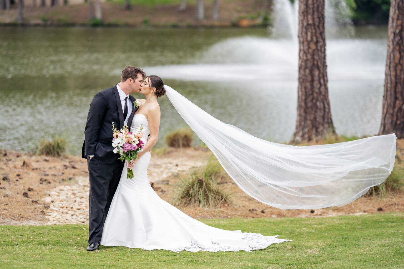 MacGregor Downs Country Club Wedding - megannicolephoto.com